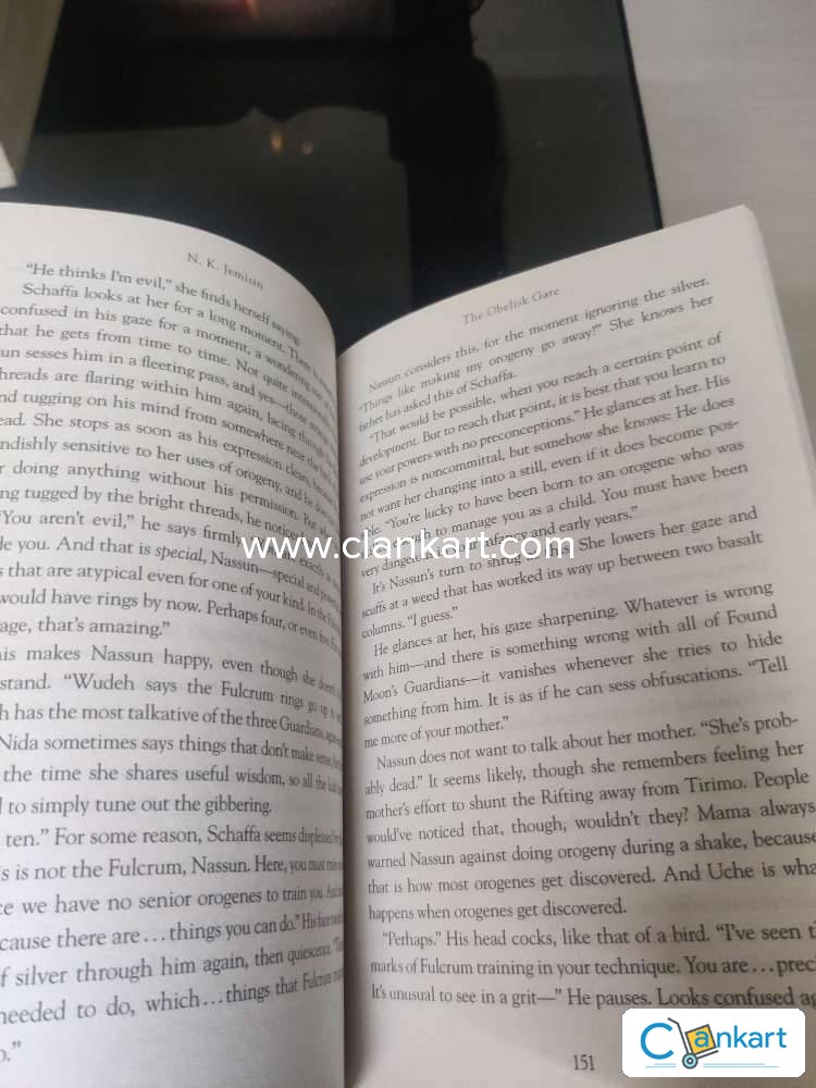 Buy 'The Obelisk Gate (The Broken Earth, #2)' Book In Excellent ...